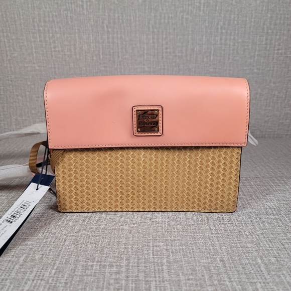Dooney & Bourke | Bags | Nwt Dooney Bourke Leather East West Flap ...